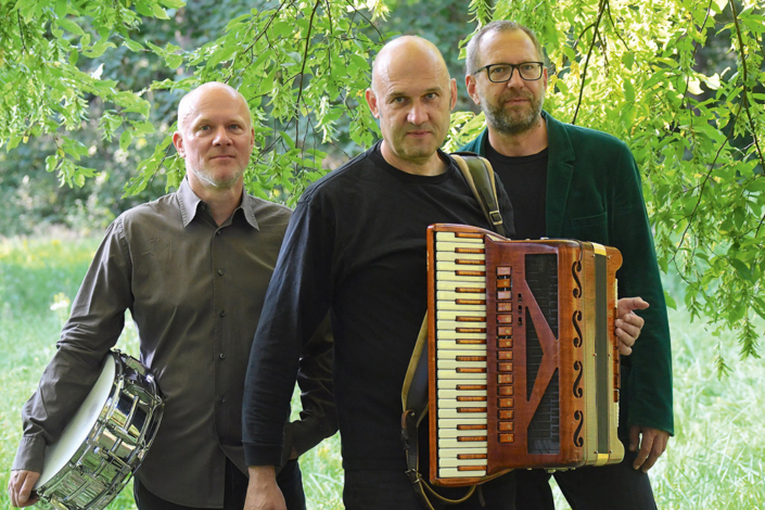 11.5.24 | Tango Transit – VORHANG AUF